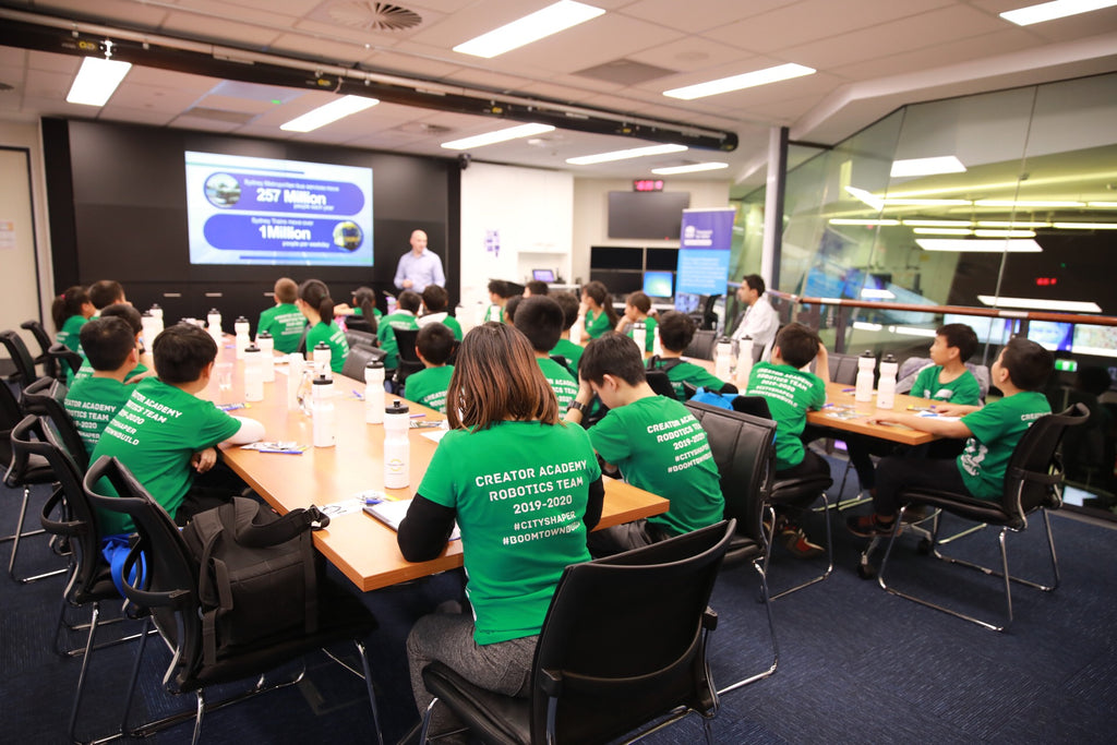 Touring the NSW Transport Management Centre – Creator Academy Pty Ltd